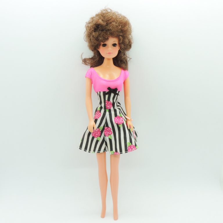 Muñeca Betty Morocha Marca Tong Tipo Barbie Vintage - Madtoyz
