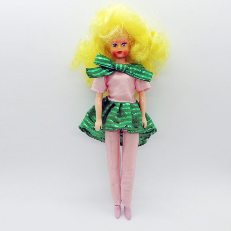 Muñeca Fiorella Fashion Doll Articulada Sailor Moon Jem Rocker Barbie ...