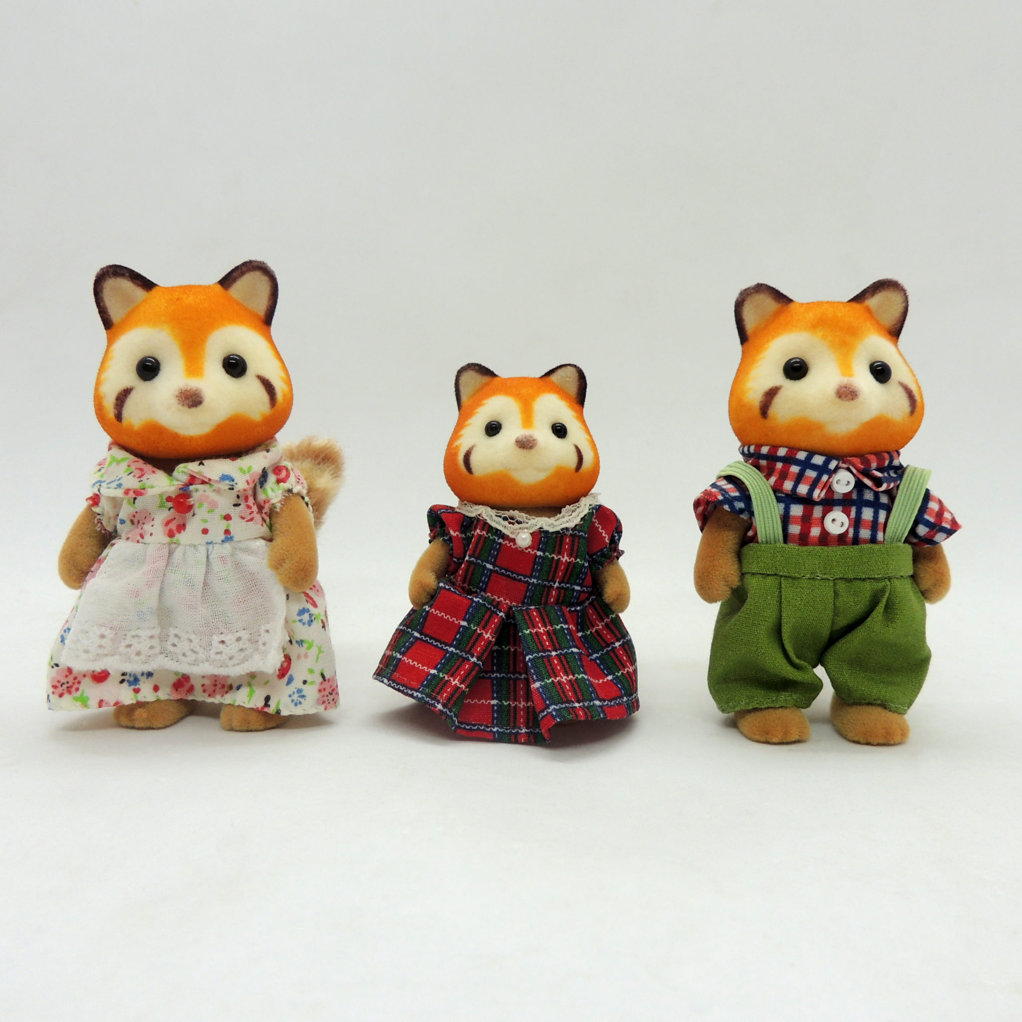 Sylvanian Families Familia Pandas Rojos 5215 Epoch Red Panda Family ...