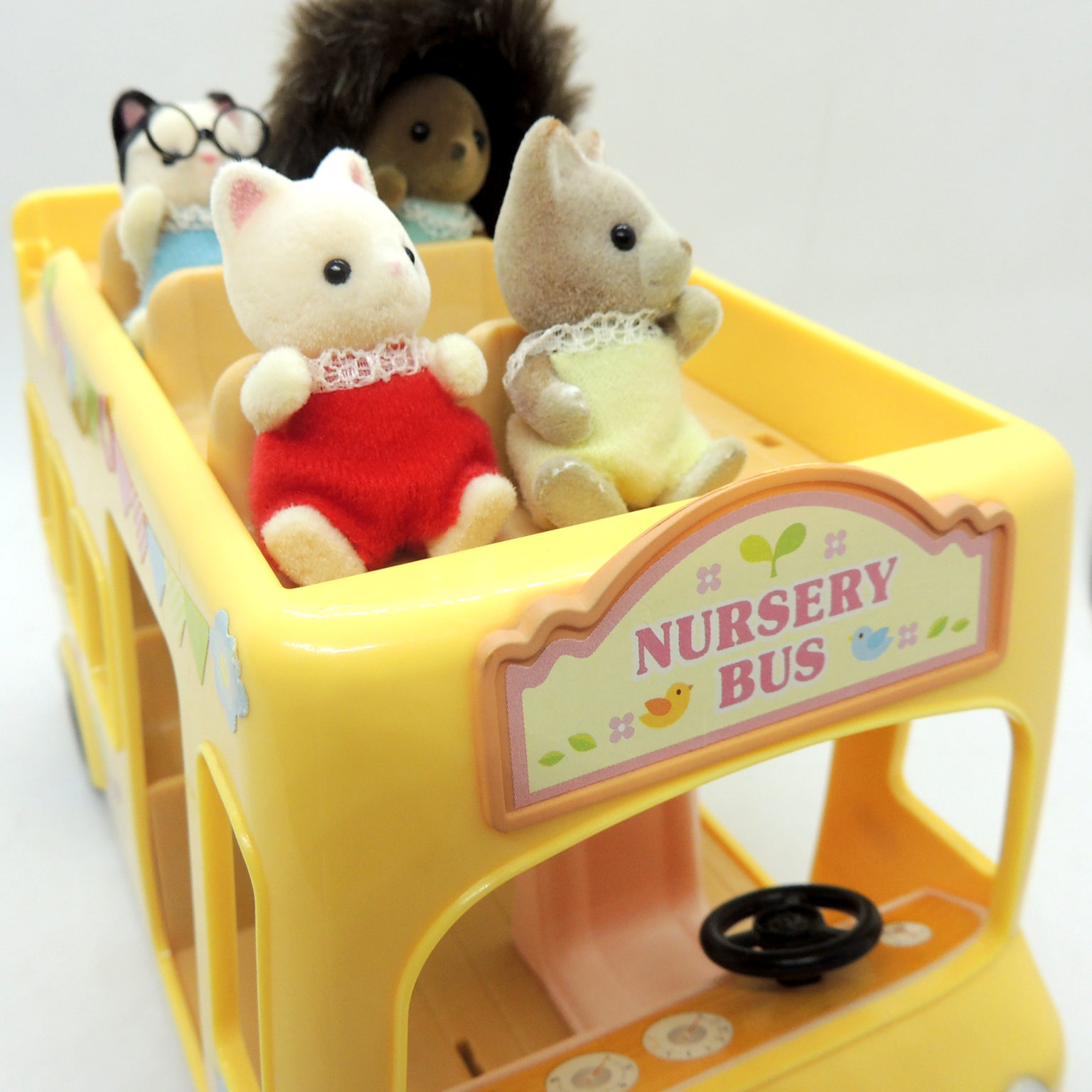 Sylvanian Families Nursery Bus 3588 con 4 Bebes Epoch Calico Critters ...