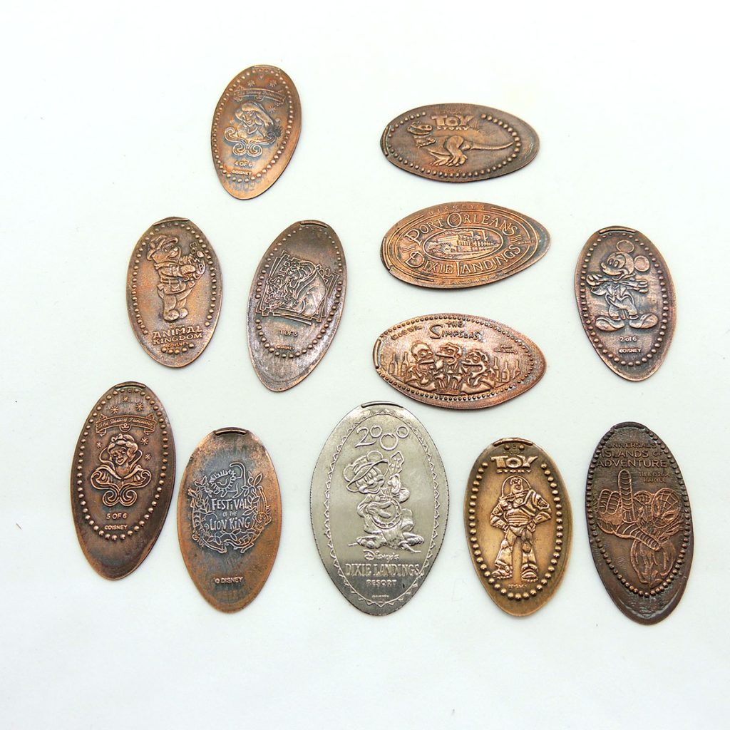 Disney Pressed Coin Collection Album + 12 Monedas - Madtoyz