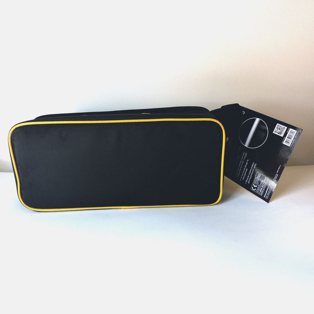 Pokemon Pikachu Deluxe Gaming Trove Ultra PRO Porta Deck - Madtoyz