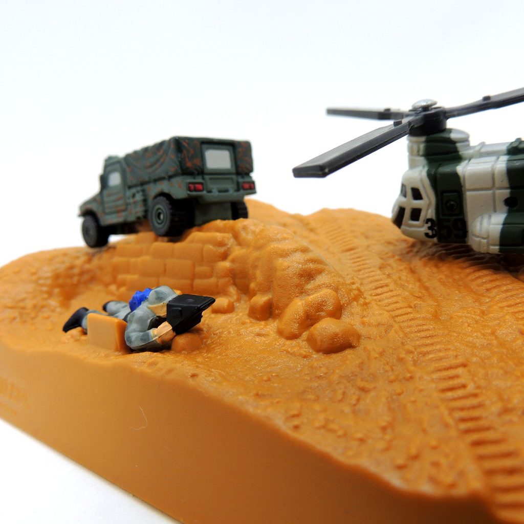 Planet Micro Military Series 2 Hot Wheels Mattel - Madtoyz